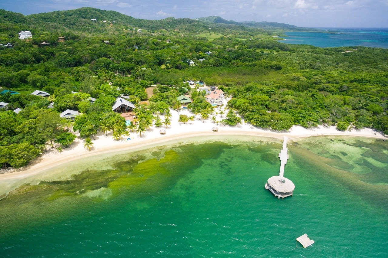 ¿Qué ver y hacer en Roatán Honduras? - Passporter Blog