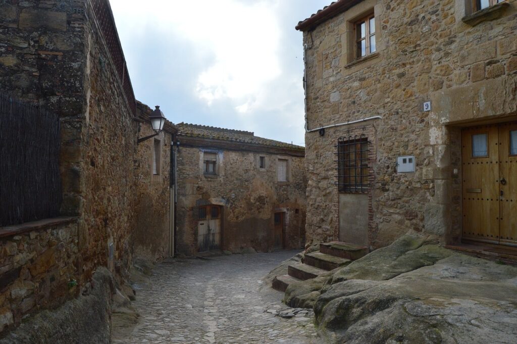 ¿Qué ver y hacer en Peratallada? - Passporter Blog