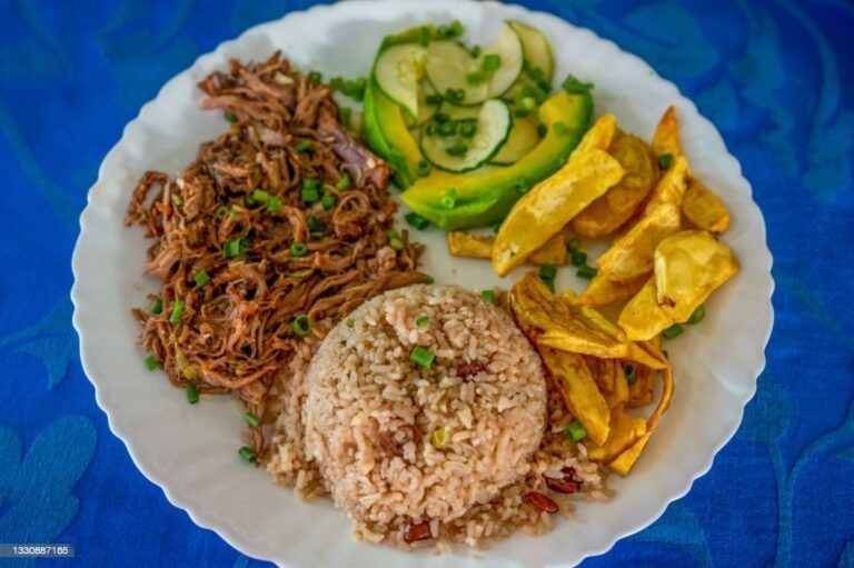 La cuisine cubaine typique : quoi et où manger? - Passporter Blog